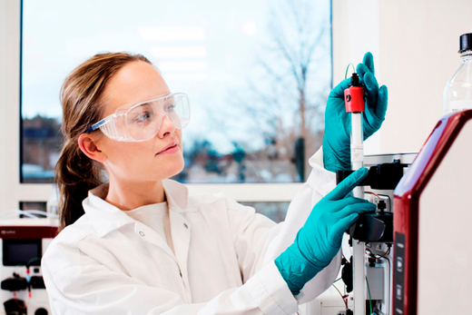 Lab-scale column packing | Cytiva