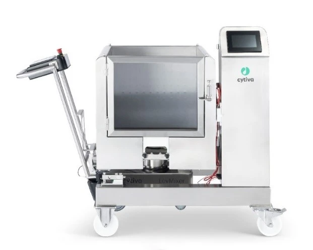 Heating and cooling performance of the 200 L LevMixer™ and magnetic ...